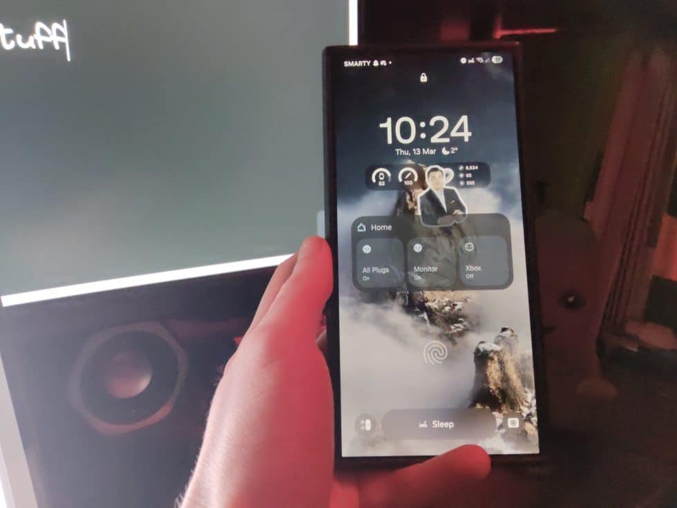 Samsung to Fix LockStar Widget Disappearing Issue in Future Update ...