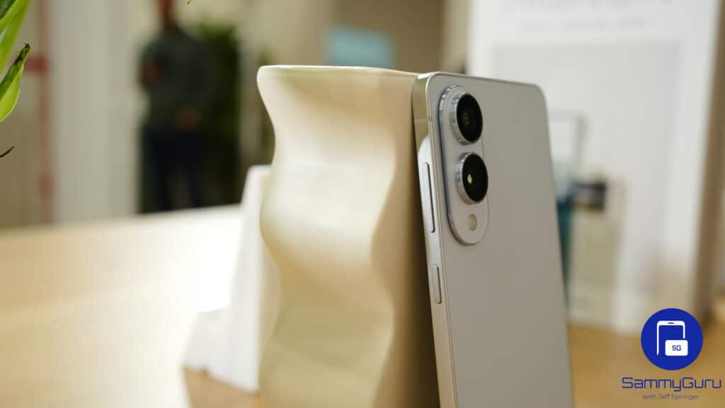 Galaxy S25 Edge Hands-On and First Impressions - Samsung’s Slimmest Yet ...
