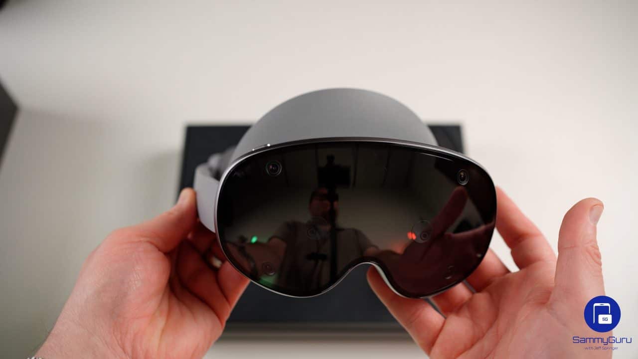 Apple Vision Pro Catches up to Samsung Galaxy XR in One Key Area ...
